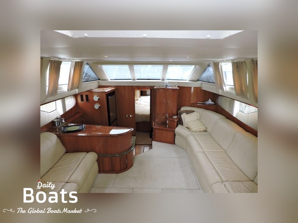 2005 Carver 44 Cockpit Motor Yacht for sale. View price, photos and Buy ...