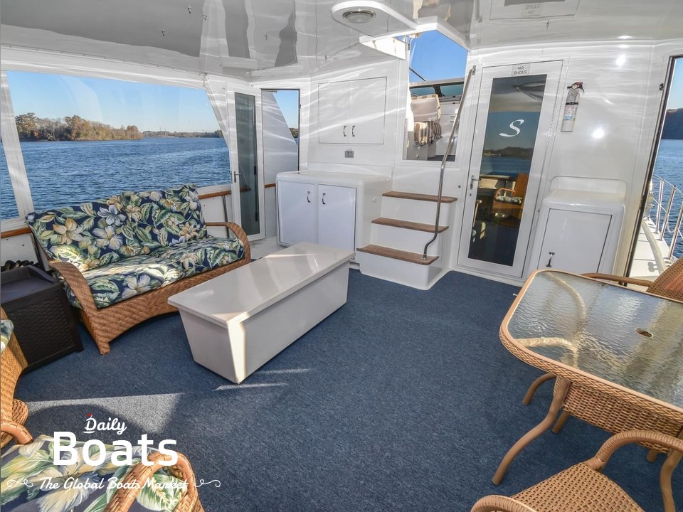 1997 Hatteras 50 Sport Deck Motor Yacht for sale. View price, photos ...