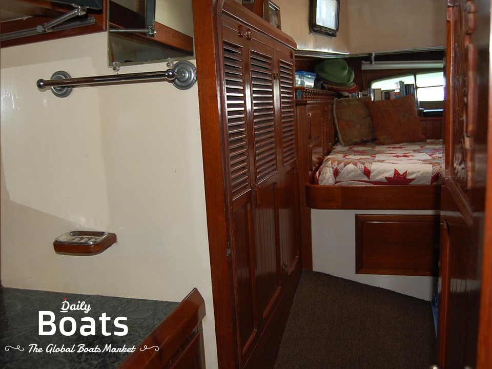 1982 Hardin Voyager 45 for sale. View price, photos and Buy 1982 Hardin ...