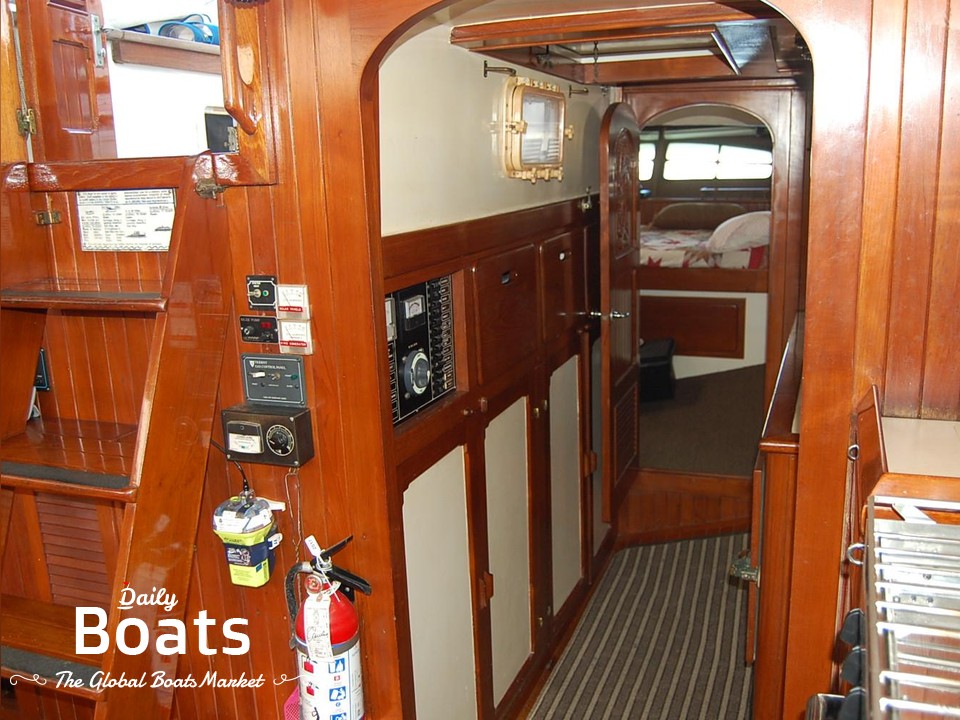 1982 Hardin Voyager 45 for sale. View price, photos and Buy 1982 Hardin ...