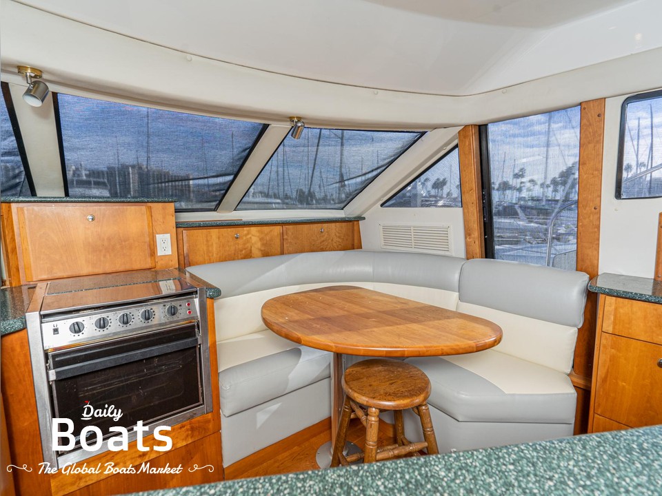 2000 Silverton 453 Motor Yacht for sale. View price, photos and Buy ...