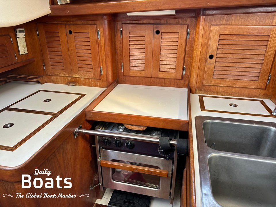 1983 Bristol 38.8 for sale. View price, photos and Buy 1983 Bristol 38. ...