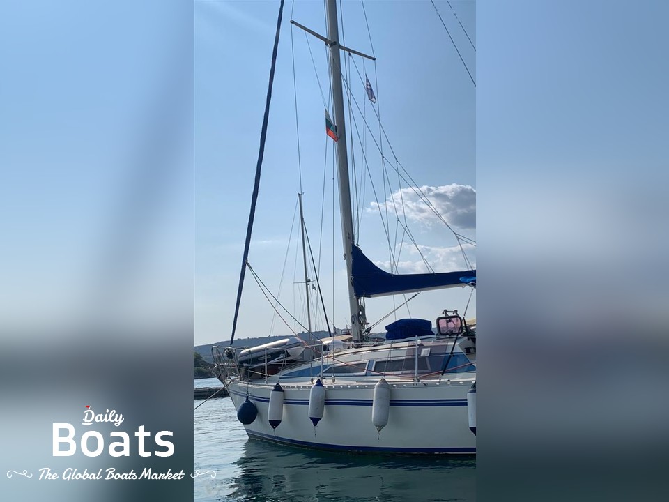 1986 Moody 28 for sale. View price, photos and Buy 1986 Moody 28 #457323