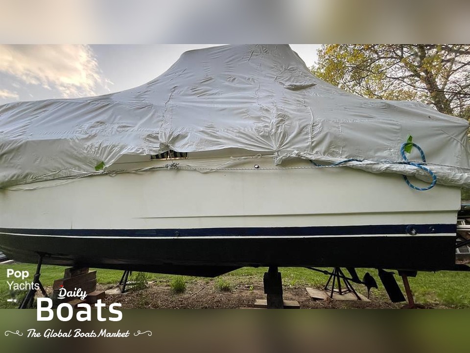 1974 Trojan Yachts 26 Express Cruiser for sale. View price, photos and ...