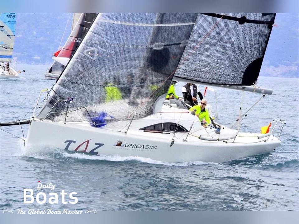Small racing sailboats Archambault for sale - Daily Boats