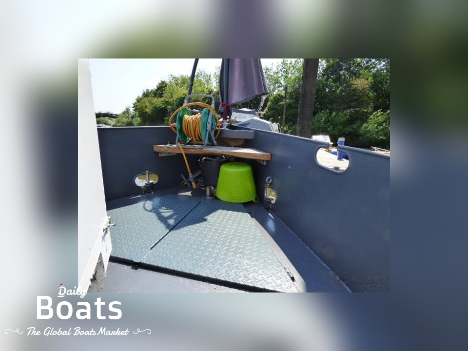 1973 Wide Beam Narrowboat Laurence Brown Of Brecon for sale. View price ...