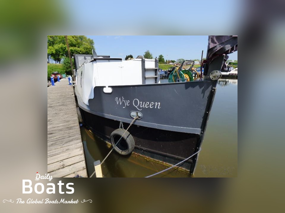 1973 Wide Beam Narrowboat Laurence Brown Of Brecon for sale. View price ...