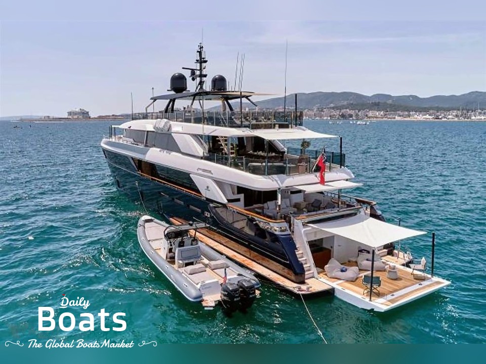 2020 Ferretti Yachts Custom Line 42 Navetta for sale. View price, photos and Buy 2020 Ferretti ...