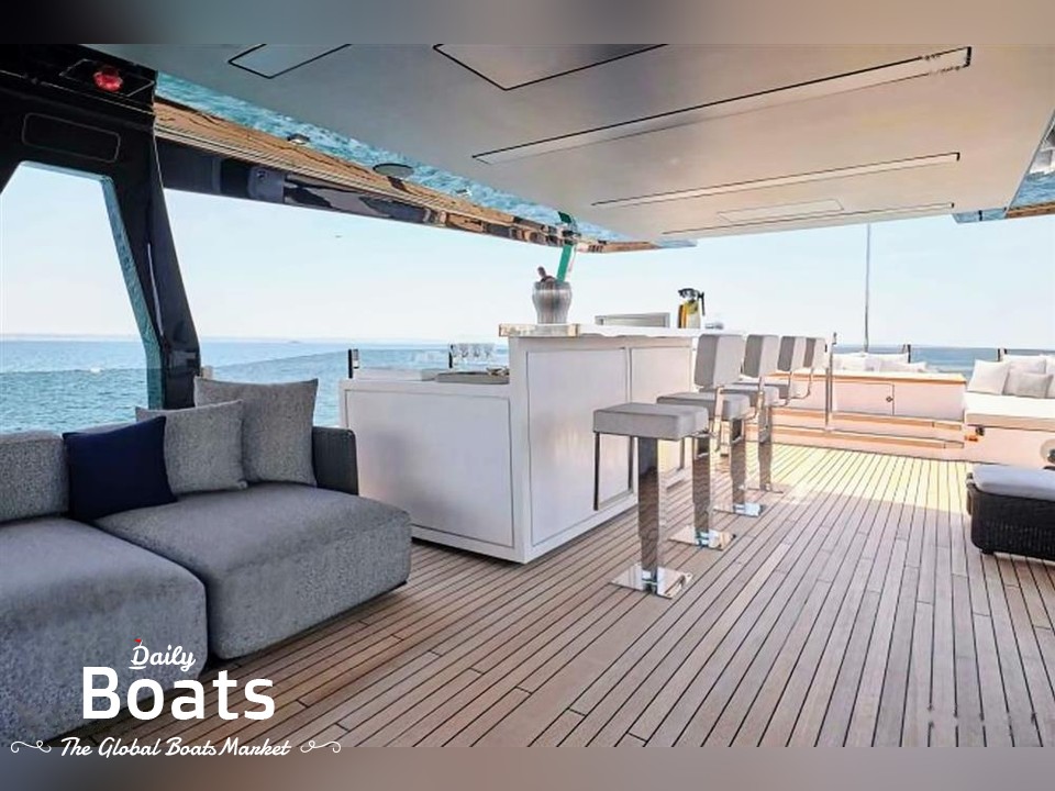 2020 Ferretti Yachts Custom Line 42 Navetta for sale. View price, photos and Buy 2020 Ferretti ...