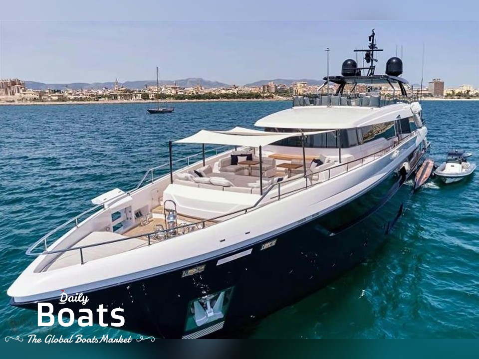 2020 Ferretti Yachts Custom Line 42 Navetta for sale. View price, photos and Buy 2020 Ferretti ...