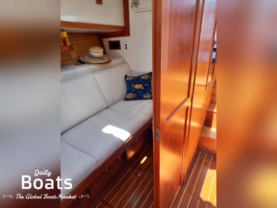 2003 Sabre Yachts 42 Flybridge for sale. View price, photos and Buy ...