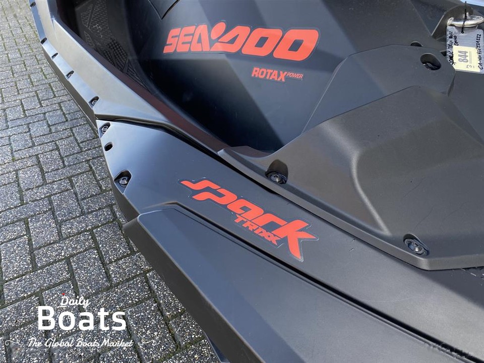 2022 Sea Doo Spark Trixx 2Up (30 Uur) for sale. View price, photos and ...