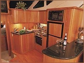 2002 Silverton 430 Motor Yacht for sale. View price, photos and Buy ...