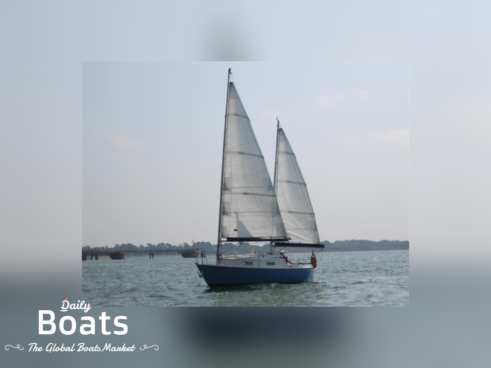 1980 Hunter Liberty 22 for sale. View price, photos and Buy 1980 Hunter ...