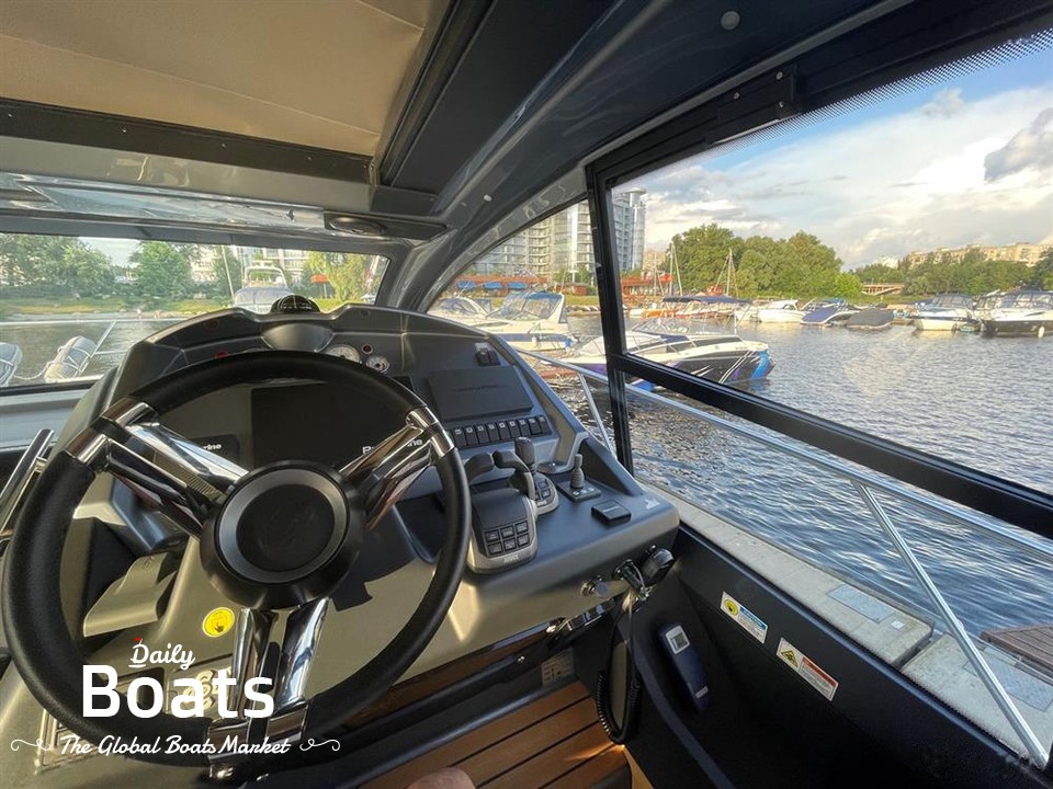 2021 Cranchi M44 for sale. View price, photos and Buy 2021 Cranchi M44 ...