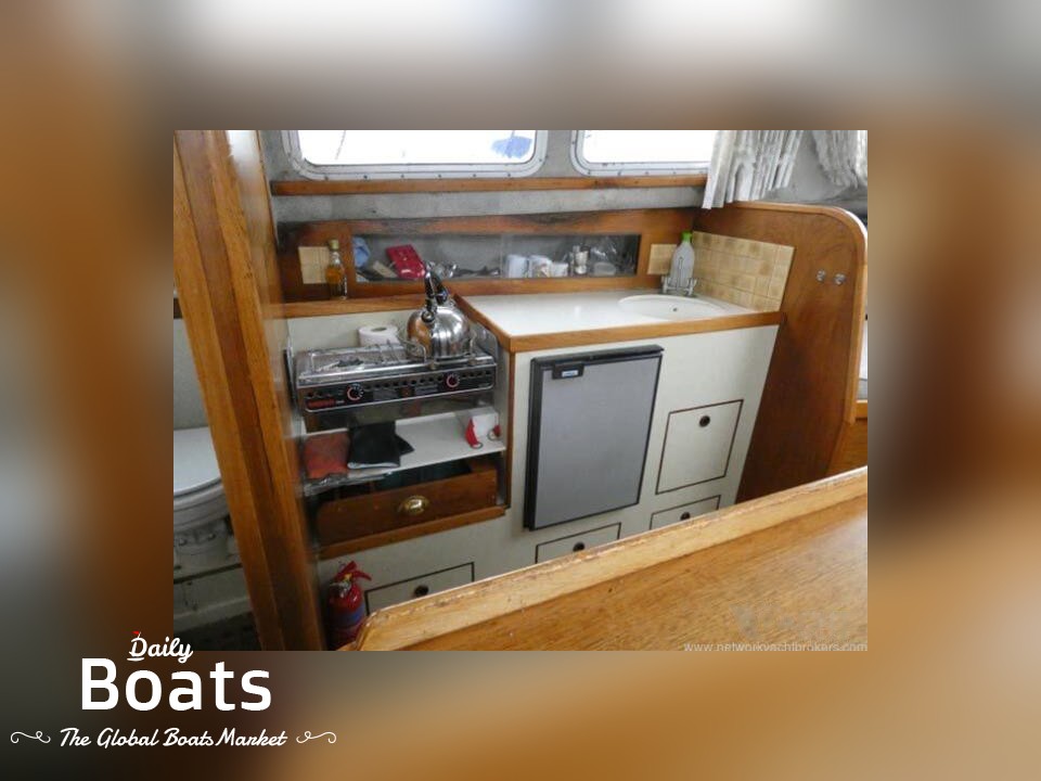 1987 Stormalong Launch 26 for sale. View price, photos and Buy 1987 ...