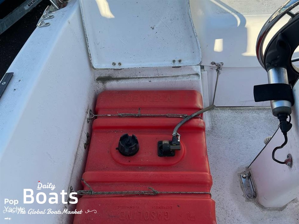 2010 MacGregor 26M for sale. View price, photos and Buy 2010 MacGregor ...