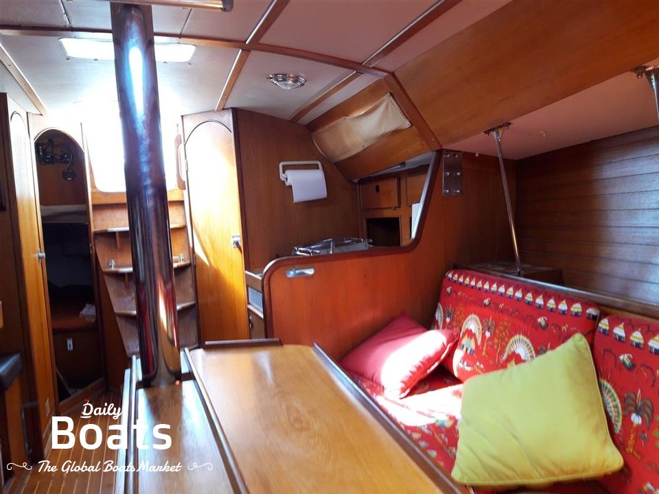 1986 Jeanneau Sun Rise 34 for sale. View price, photos and Buy 1986 ...