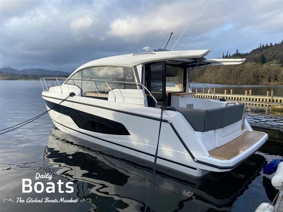 2022 Sealine C335 for sale. View price, photos and Buy 2022 Sealine ...