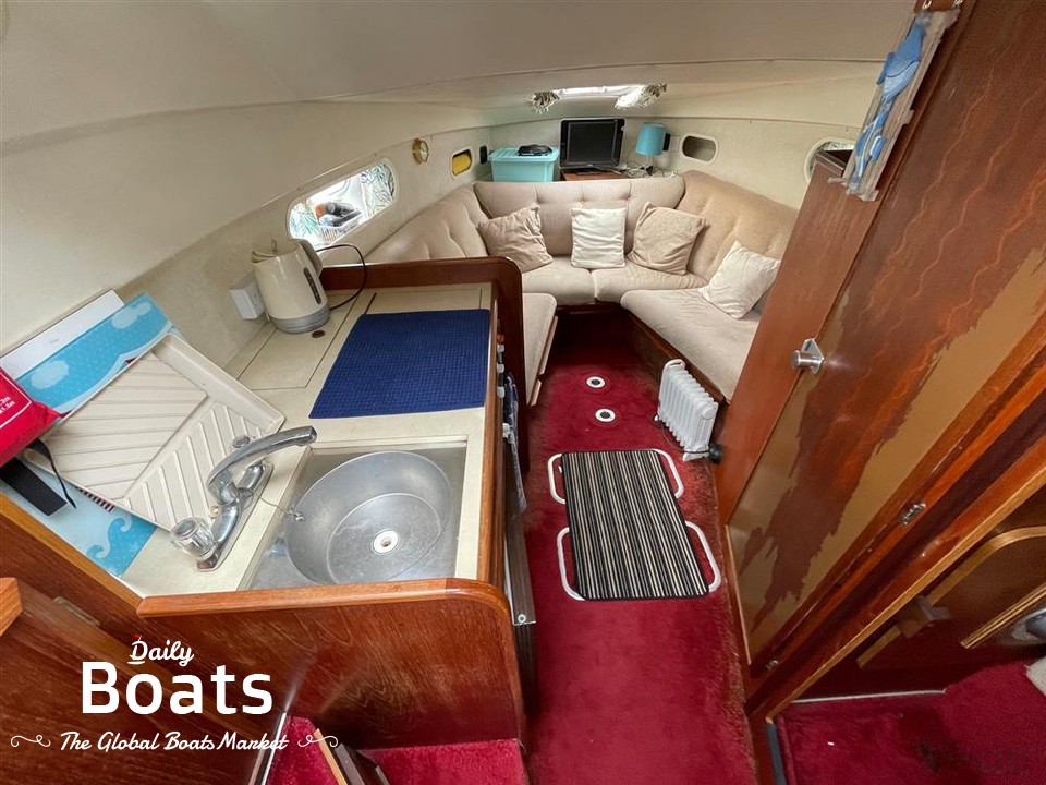 1984 Fairline Sunfury 26 for sale. View price, photos and Buy 1984 ...