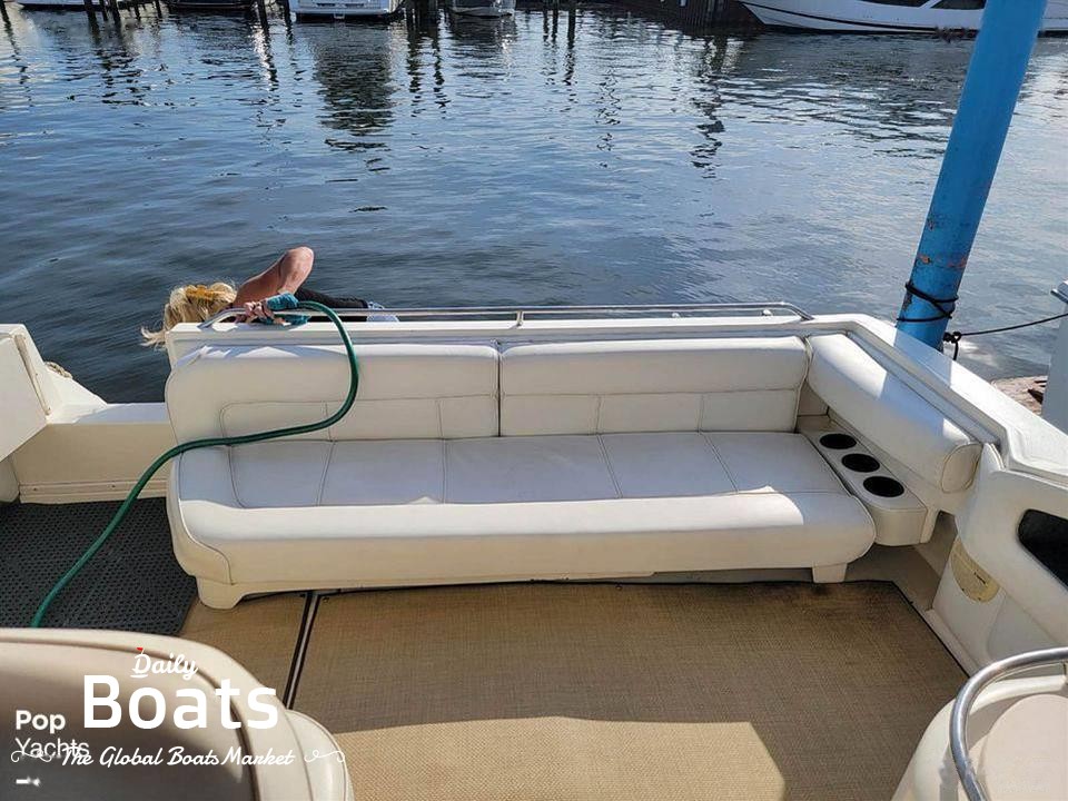 1992 Sea Ray Boats 330 Express Cruiser for sale. View price, photos and ...