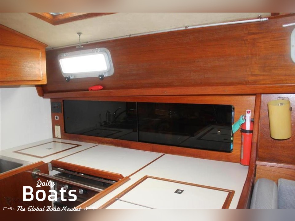 1982 Pearson 424 for sale. View price, photos and Buy 1982 Pearson 424 ...