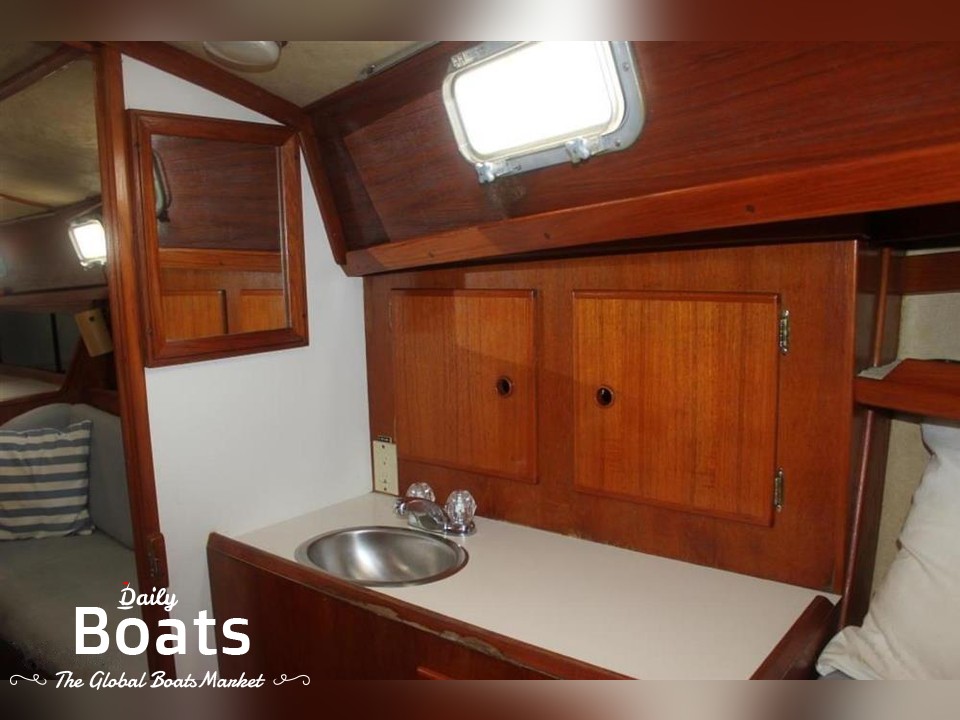 1982 Pearson 424 for sale. View price, photos and Buy 1982 Pearson 424 #459279