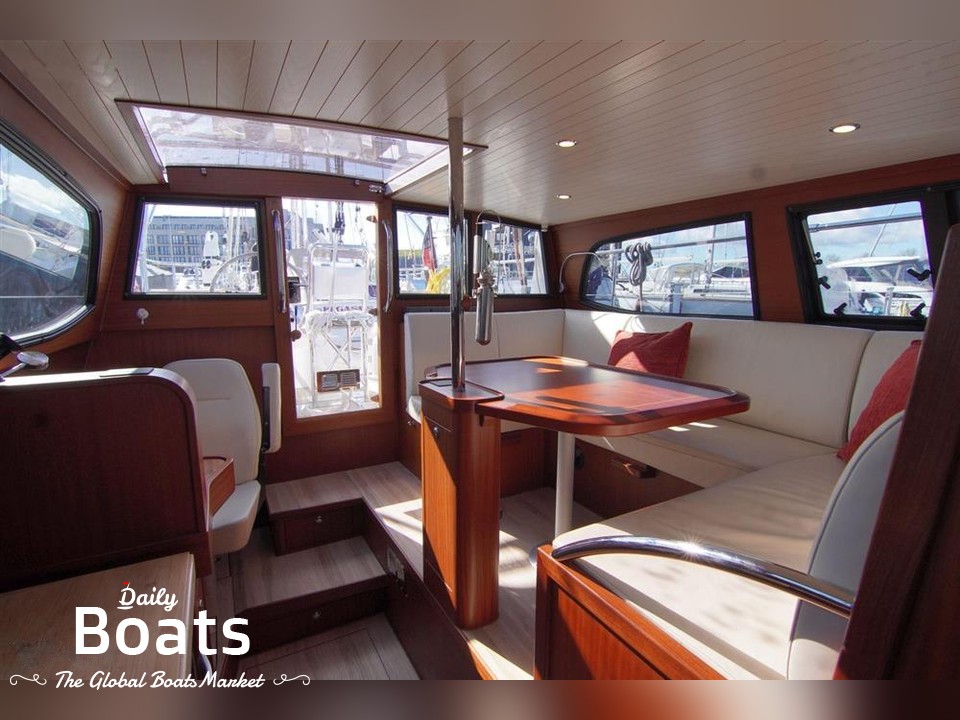 2021 Sirius Yachts 35 Deck Saloon for sale. View price, photos and Buy ...