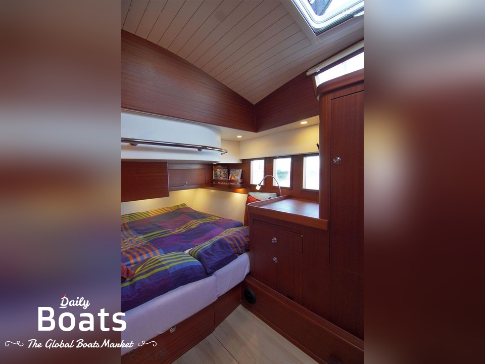 2021 Sirius Yachts 35 Deck Saloon for sale. View price, photos and Buy ...