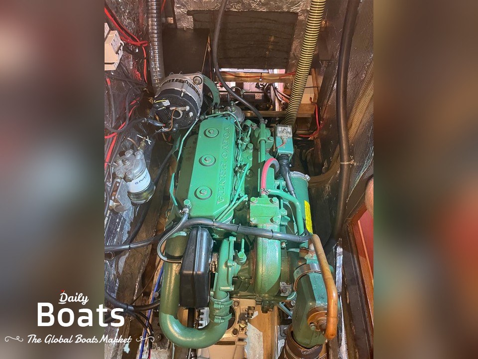 1988 Contest 38S for sale. View price, photos and Buy 1988 Contest 38S ...