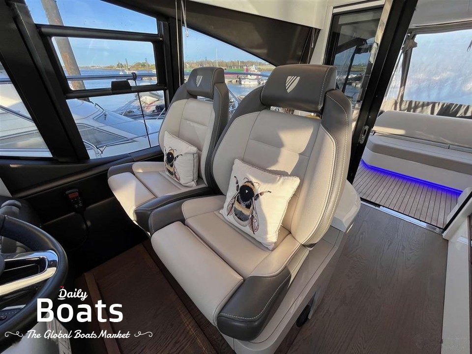 2022 Fairline Targa 45 Gt for sale. View price, photos and Buy 2022 ...