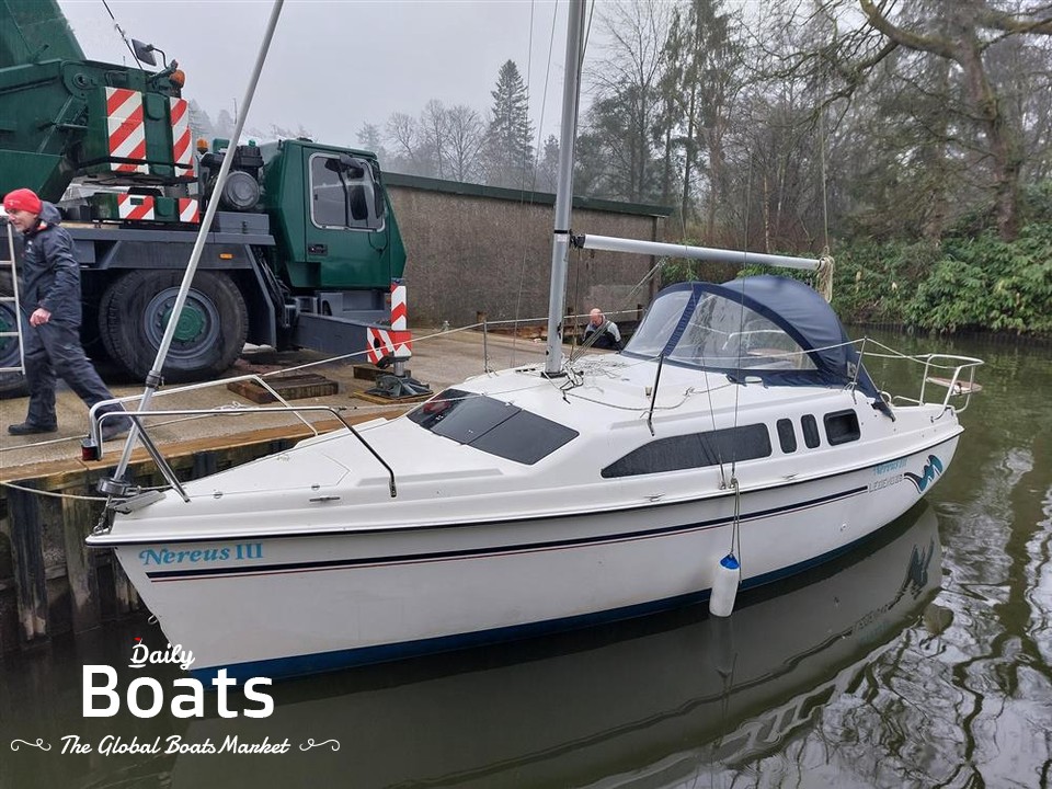 1993 Hunter Legend 26 на продажу. Посмотреть цену, фотографии и Купить ...