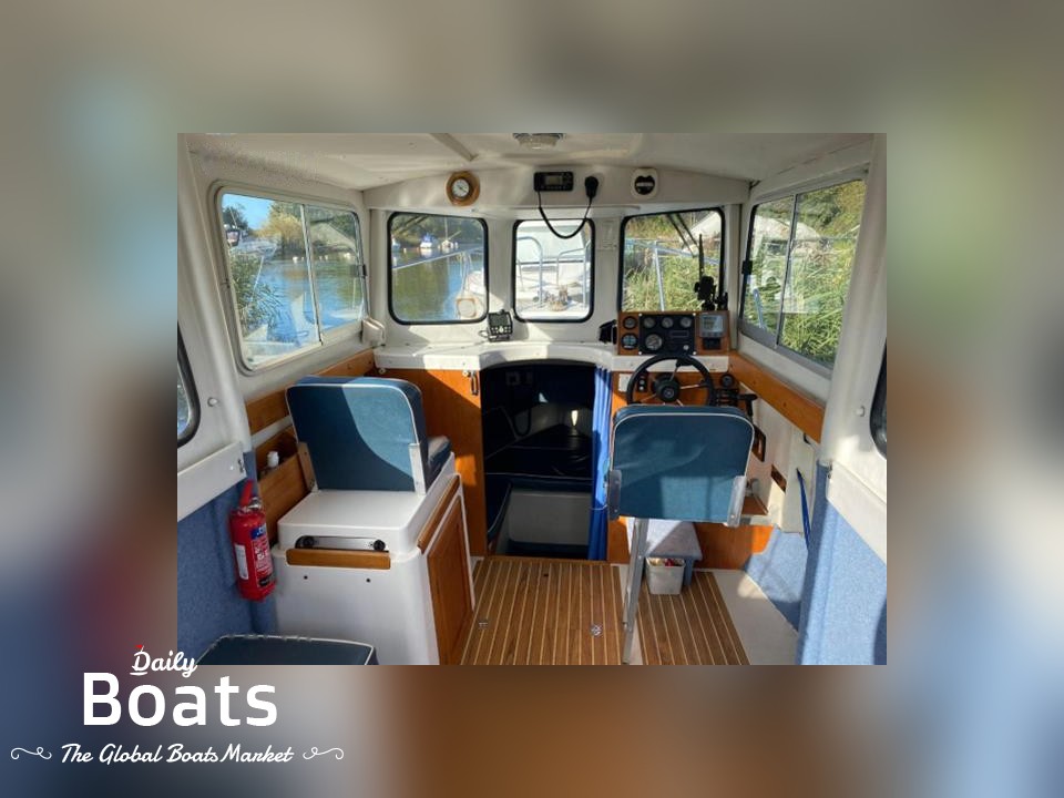 1994 Hardy Motor Boats 24 Fast Fisher for sale. View price, photos and ...