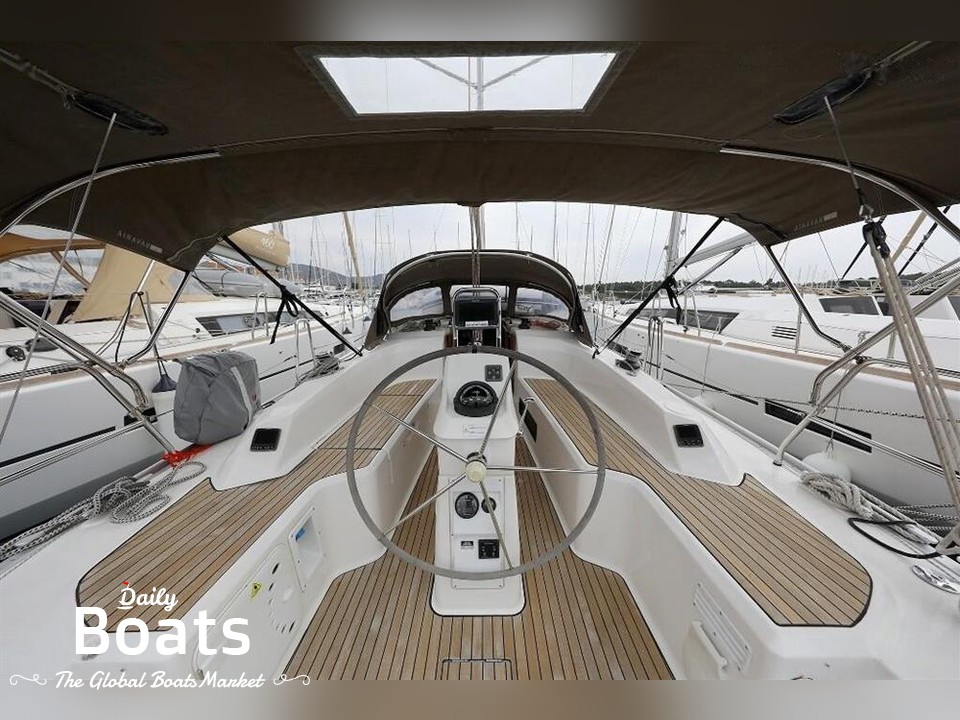 2016 Bavaria Yachts 33 Cruiser for sale. View price, photos and Buy ...