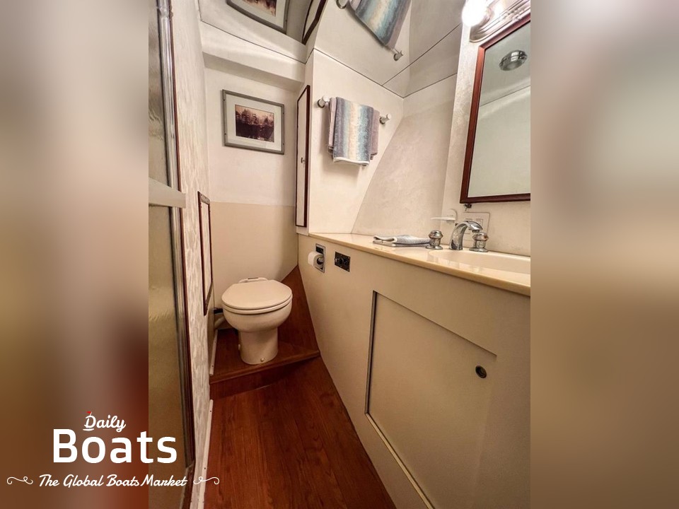 1985 Hatteras Yachts for sale. View price, photos and Buy 1985 Hatteras ...