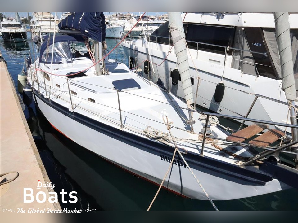 1989 Bruce Roberts Yachts Mauritius 43 for sale. View price, photos and ...