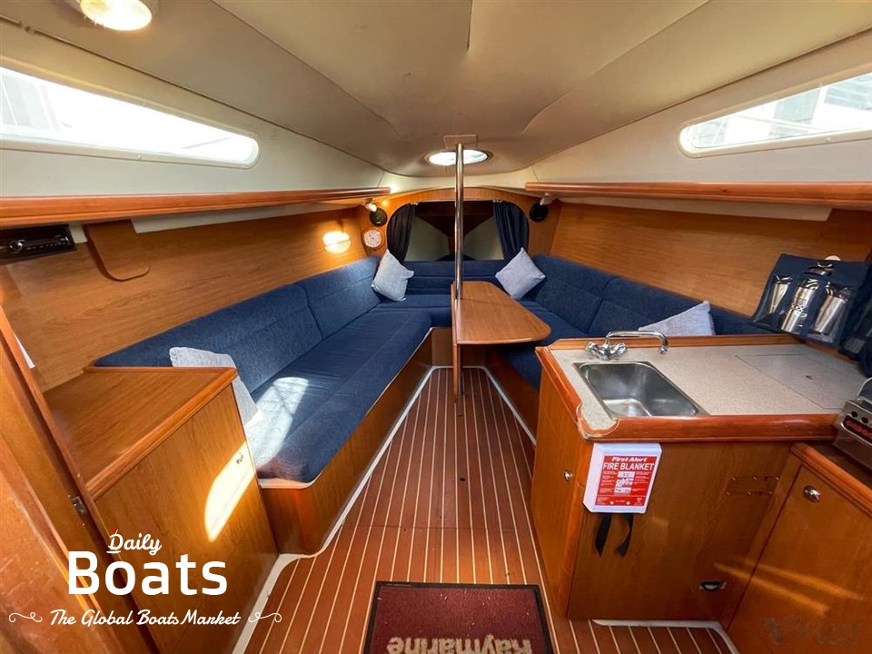 2007 Hunter Legend 27 for sale. View price, photos and Buy 2007 Hunter ...