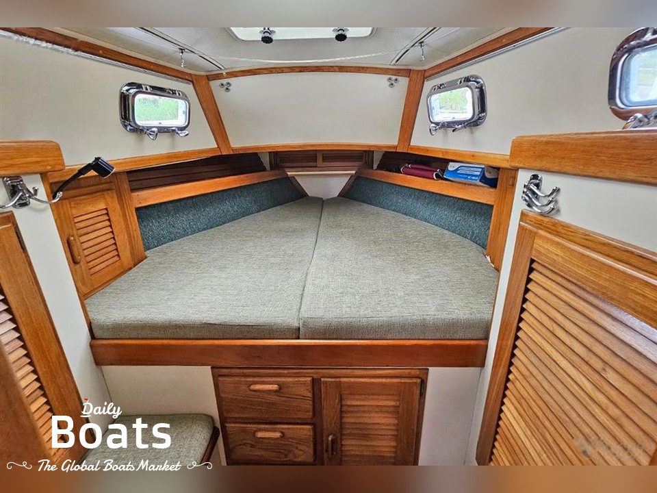 1993 Pacific Seacraft 32 Pilothouse for sale. View price, photos and ...