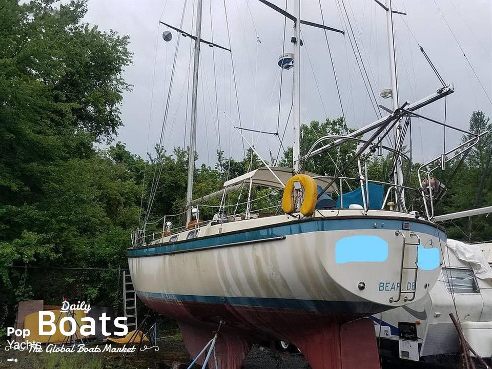 1980 Pearson 424 for sale. View price, photos and Buy 1980 Pearson 424 ...