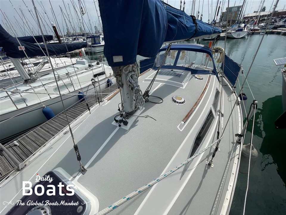 1982 Moody 27 Bilge Keel for sale. View price, photos and Buy 1982 ...