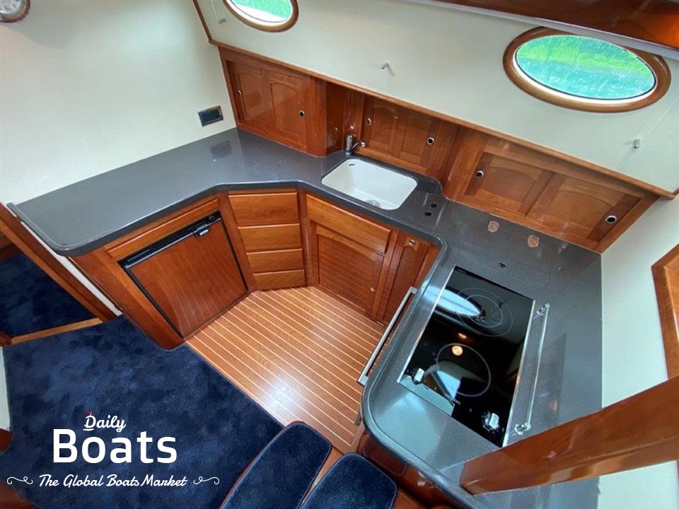 2007 Dale Motor Yachts Classic 45 for sale. View price, photos and Buy ...