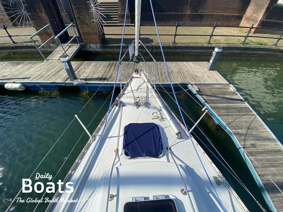 1979 Camper & Nicholsons 345 for sale. View price, photos and Buy 1979 ...