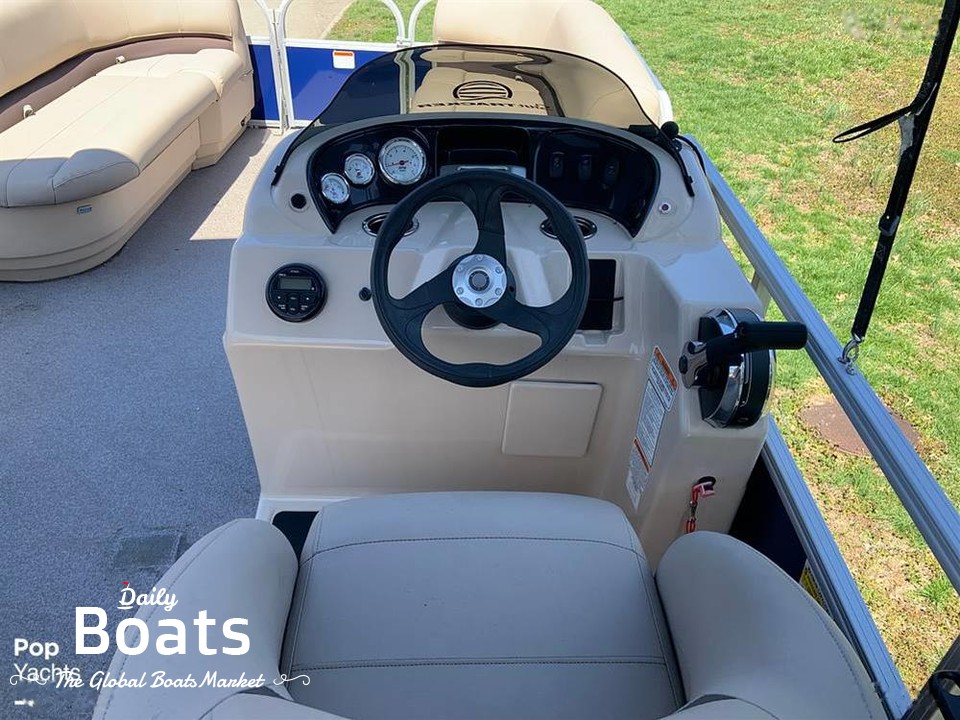 2018 Sun Tracker 18 Dlx for sale. View price, photos and Buy 2018 Sun ...