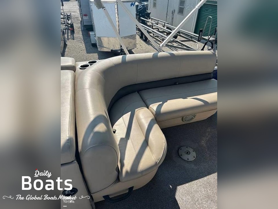 2017 Sun Tracker 22 for sale. View price, photos and Buy 2017 Sun ...