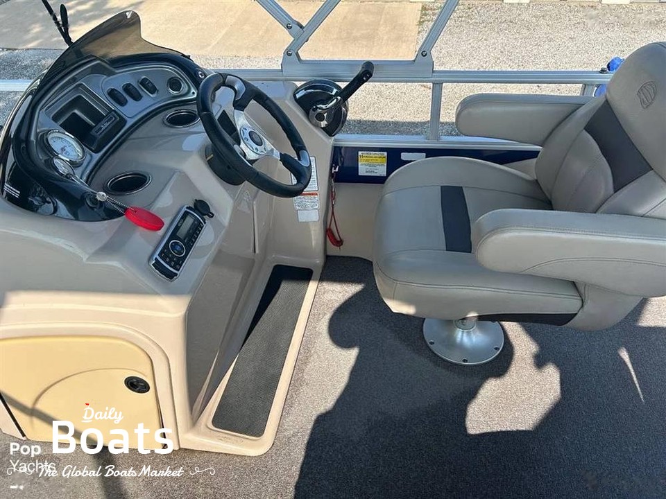 2017 Sun Tracker 22 for sale. View price, photos and Buy 2017 Sun ...