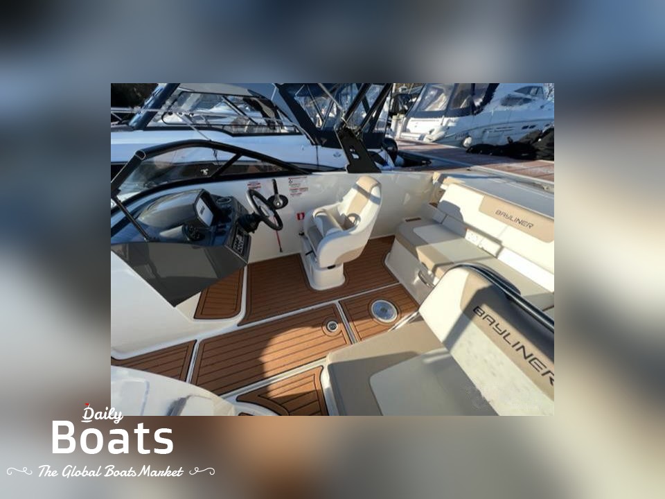 2021 Bayliner Boats Vr5 for sale. View price, photos and Buy 2021 ...