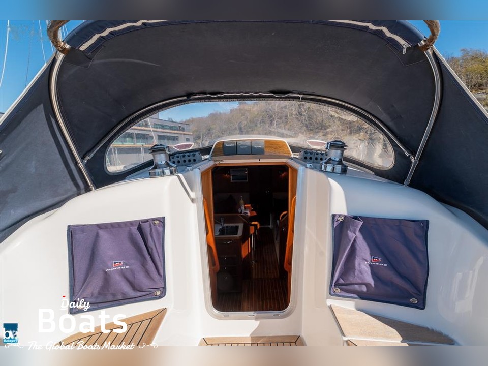 2004 Maxi Yachts 1050 for sale. View price, photos and Buy 2004 Maxi ...