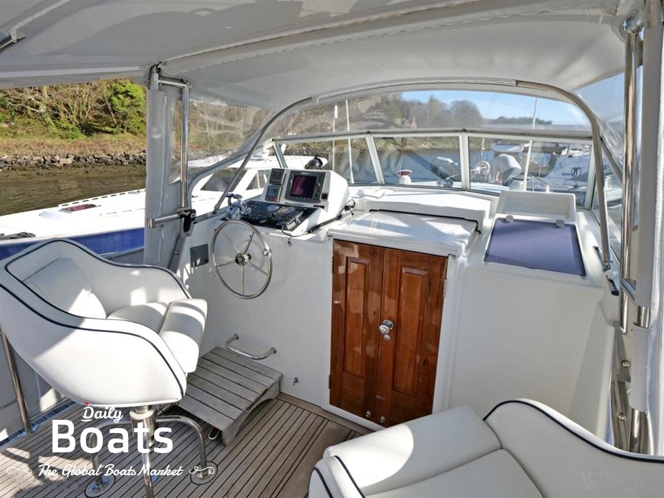 2005 Dale Motor Yachts 38 Aft Cabin for sale. View price, photos and ...
