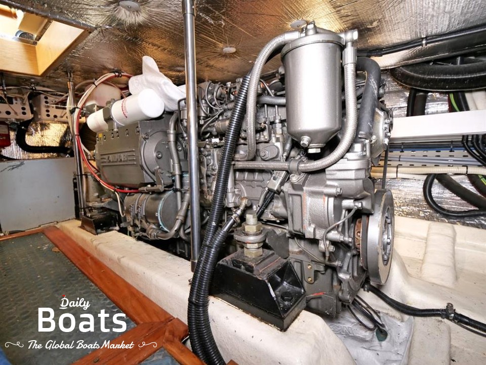 2005 Dale Motor Yachts 38 Aft Cabin for sale. View price, photos and ...