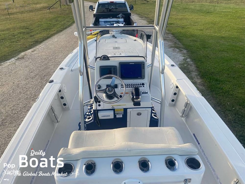 2013 Triton Boats 240 for sale. View price, photos and Buy 2013 Triton ...